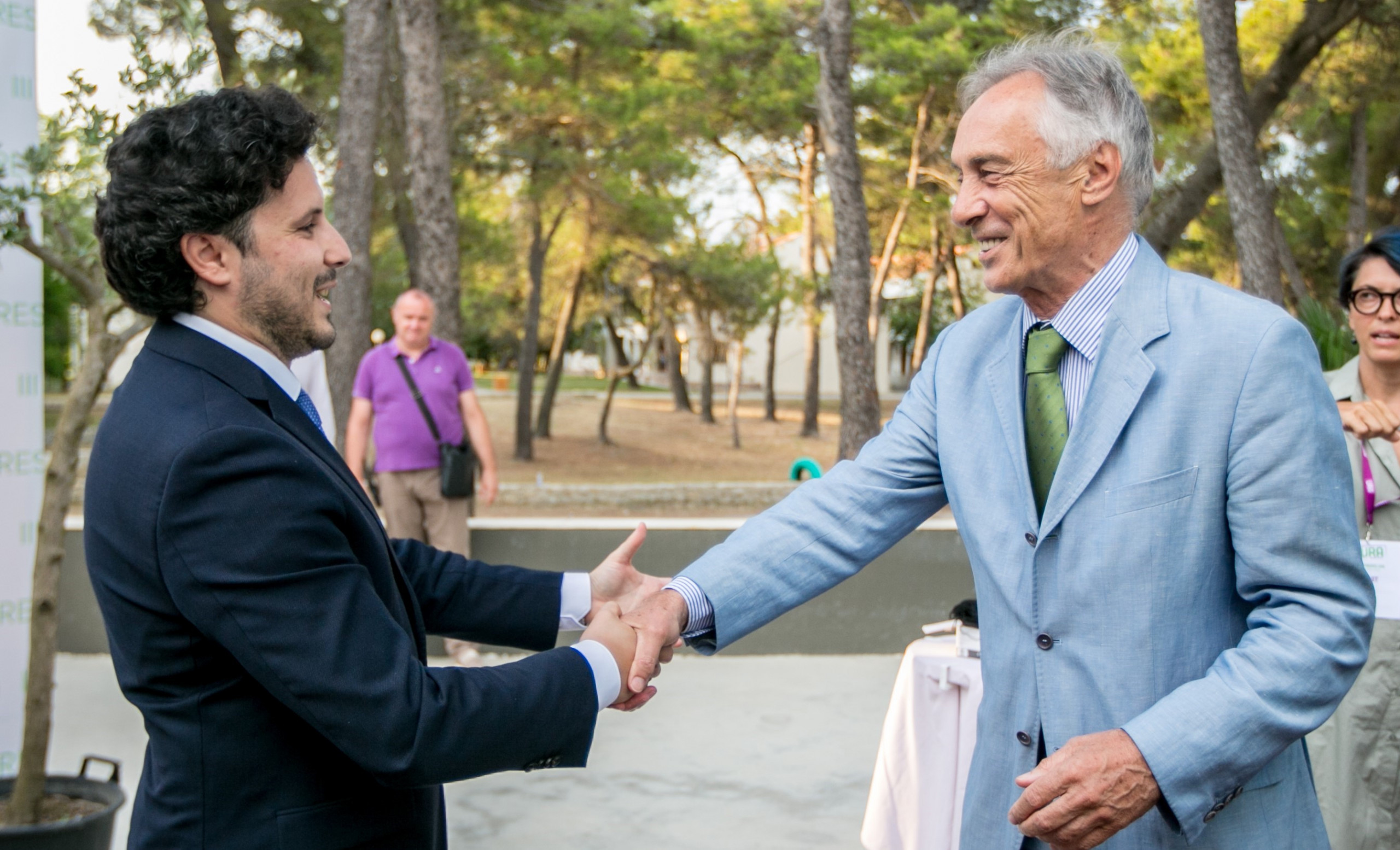 PREGOVORI POČINJU DANAS: Da li će Miodrag Lekić uspjeti da “spakuje ...