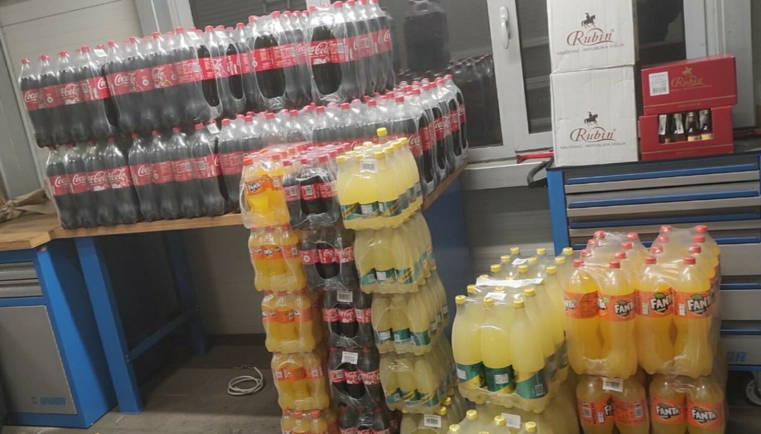 Uprava priprema licitaciju zaplijenjene robe: Oduzeli cigarete, alkohol ...