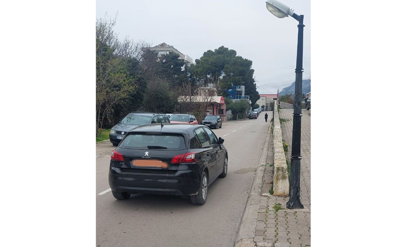 SUTOMORE: U saobraćajnoj nezgodi oborena žena - Volim Podgoricu