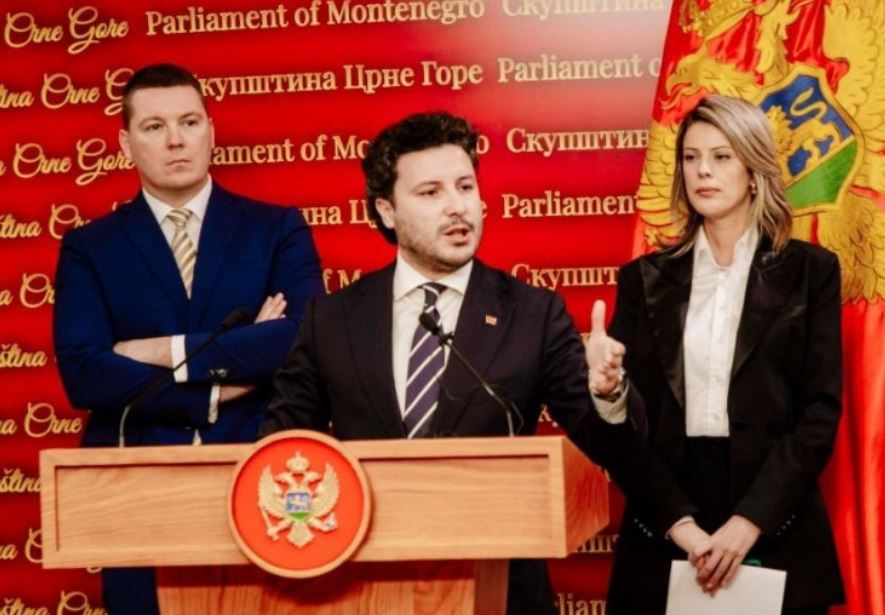 URA: Nepotizam cvjeta – Vlada iznajmila automobile od Spajićevog ujaka ...